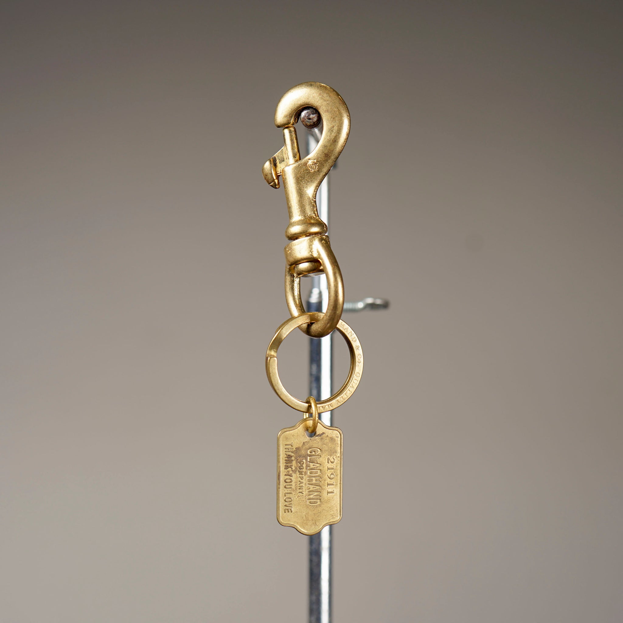 SWIVEL SNAP KEY HOLDER W/DOG TAG – GLADHAND & Co.